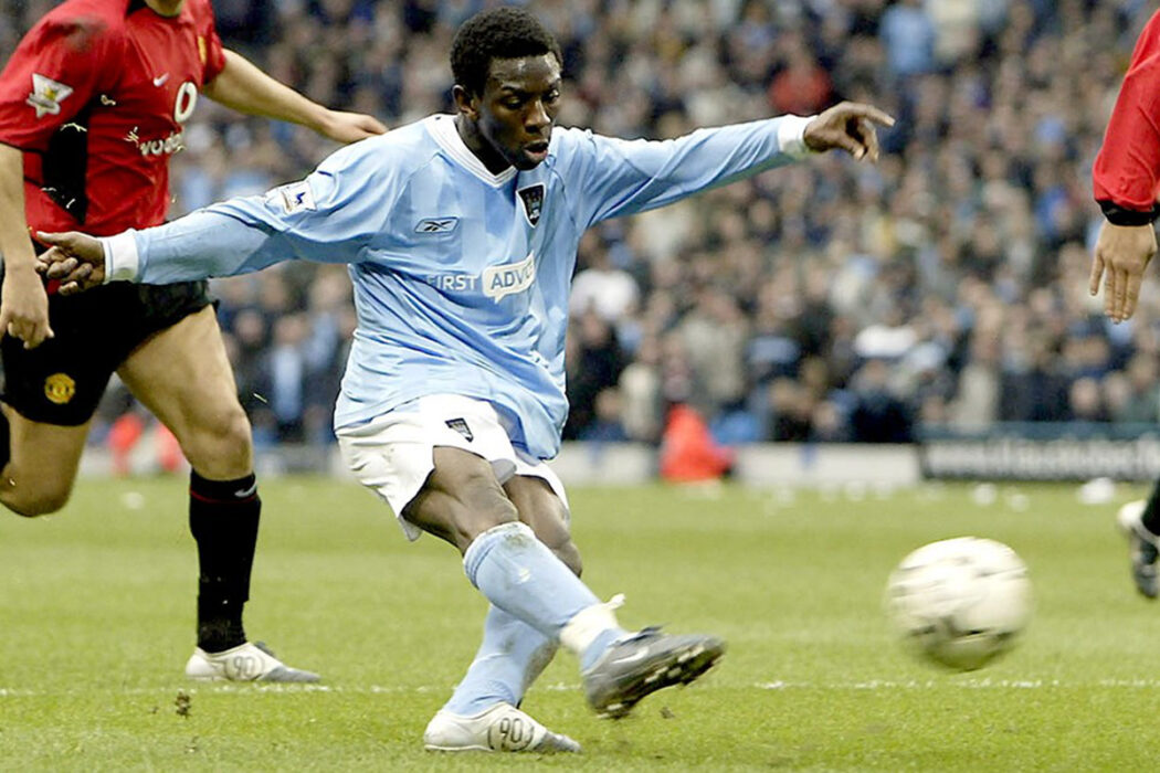 De Manchester City à la gloire : le célèbre footballeur au parcours ...