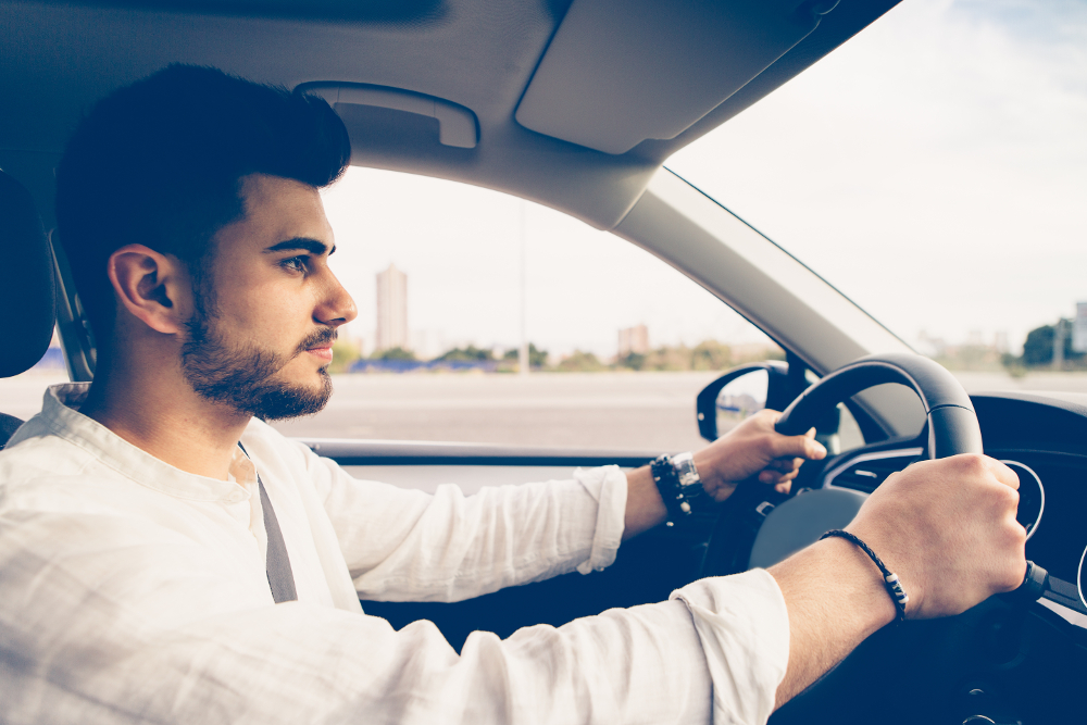 Jeune conducteur : comment prendre confiance au volant